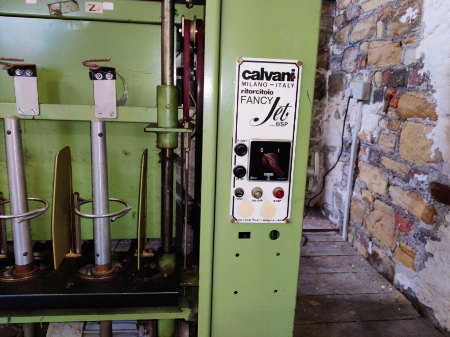 Calvani Fancy Yarn Twister